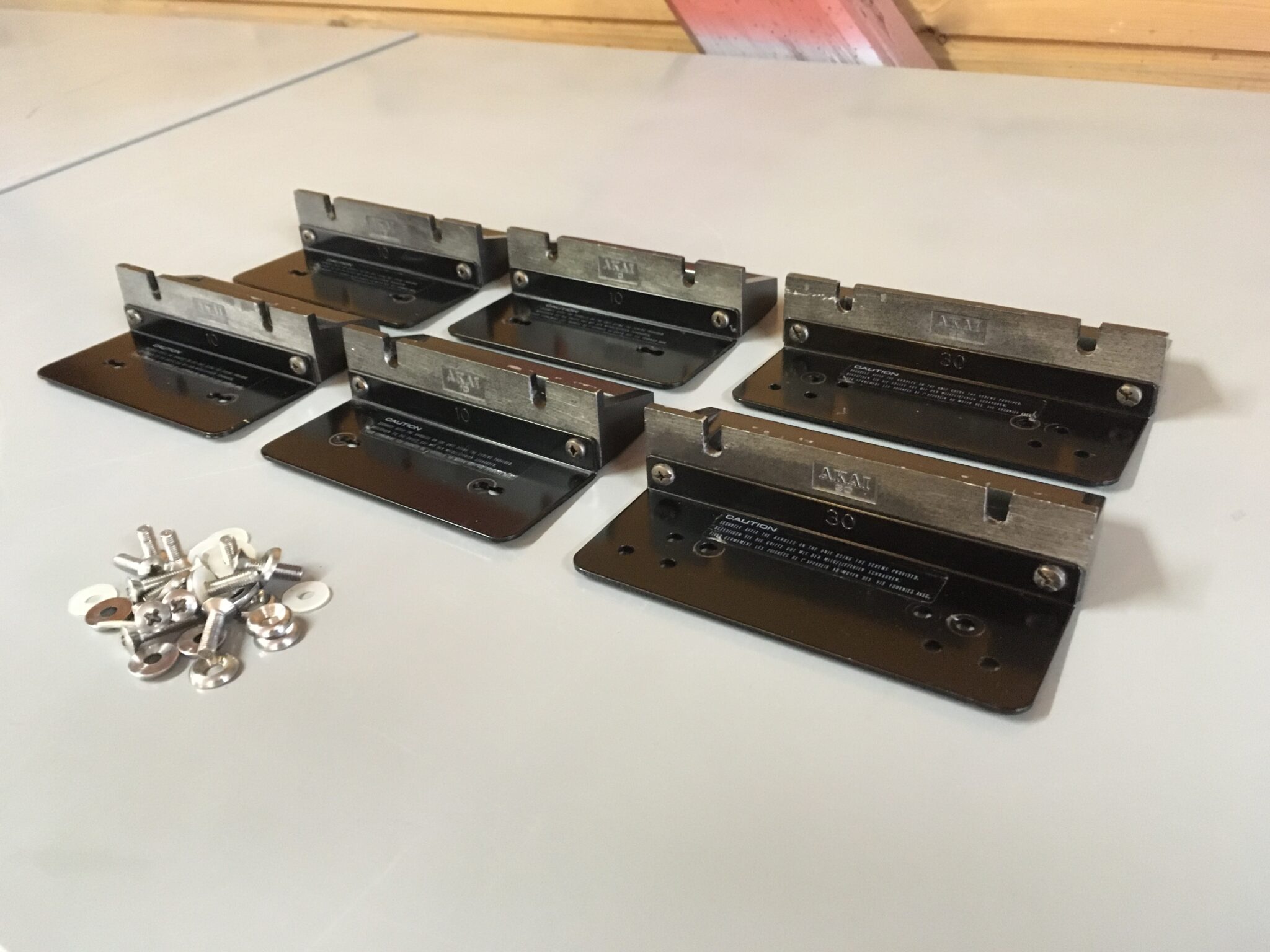 Org. 3 x Akai Rack Håndtag - "Black Edition" - ♫ Vintage HiFi Webshop ...