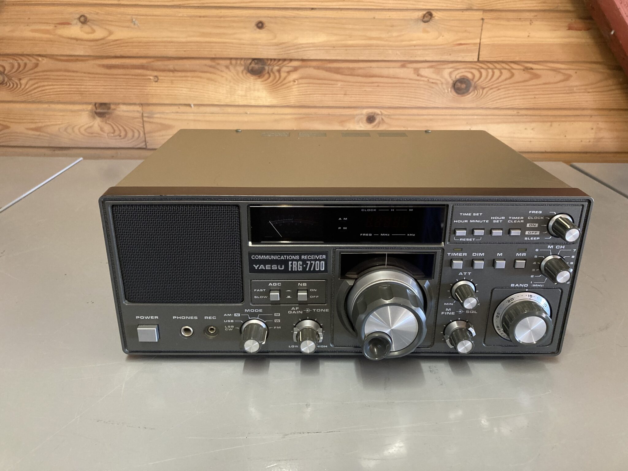 Yaesu FRG-7700 Communications Receiver - Meget flot og original stand ...