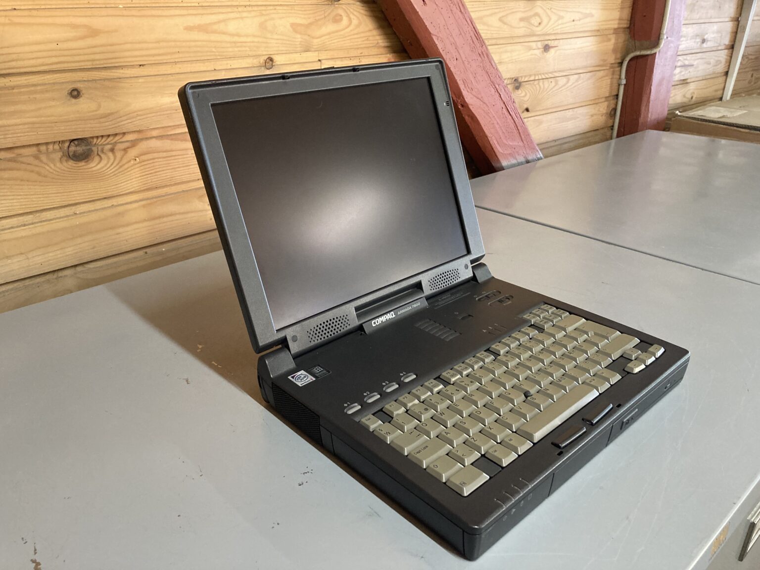 Compaq Armada 7800 – Retro Windows 95/98 GAMING Laptop - SOLGT ...