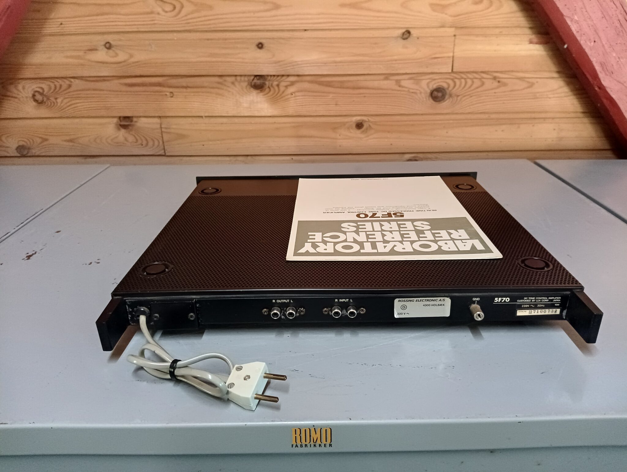 Luxman 5F70 Tone Control Amplifier - Laboratory Reference Series ...