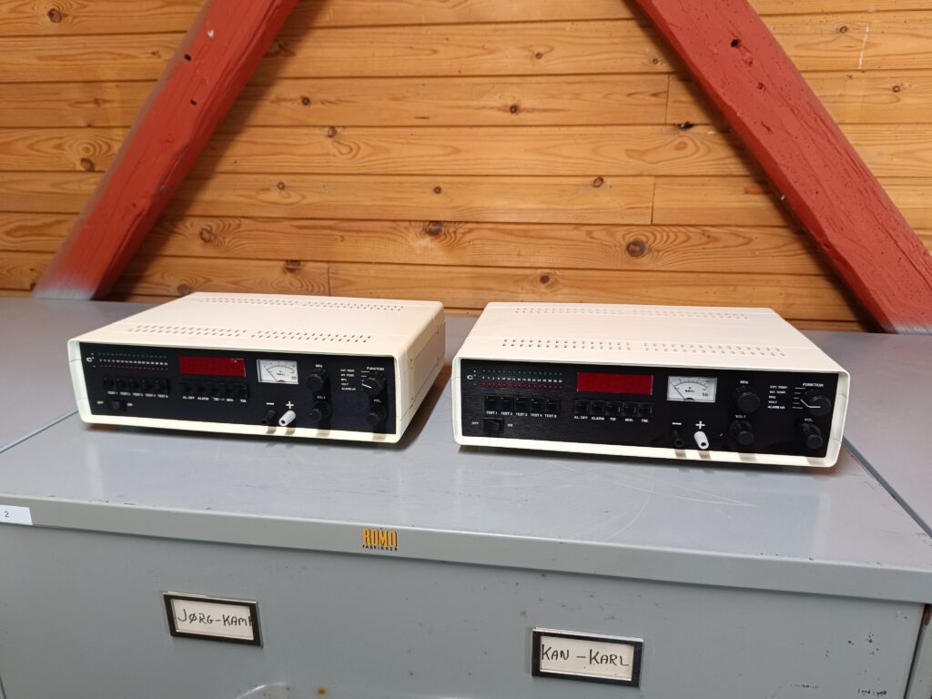 Måleapparat bygget på AMU-kursus - Pæn stand - Samleobjekt - ♫ Vintage ...