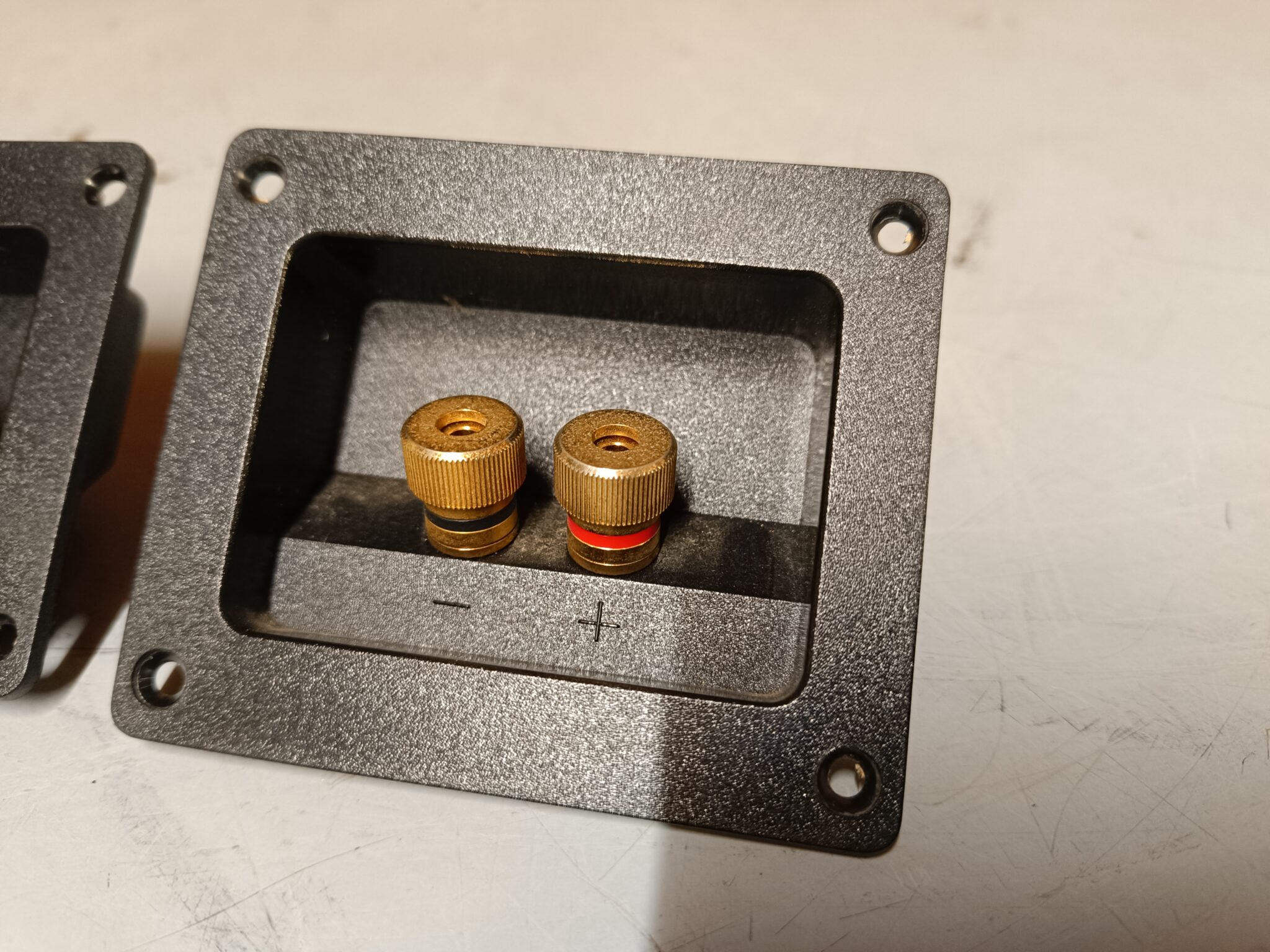 Original Speaker Terminals - From Dali 107 vintage speakers - ♫ Vintage ...