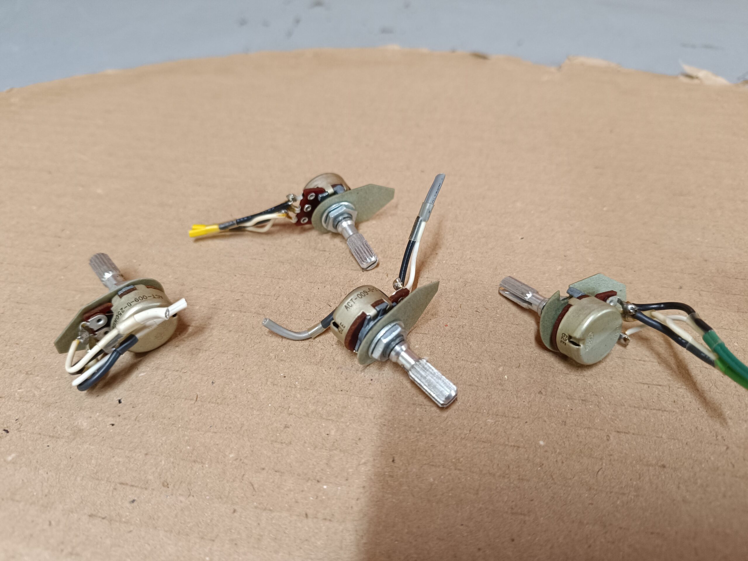 Original Pioneer QX-949A – ORG. Variable resistor 4-channel balancers ...